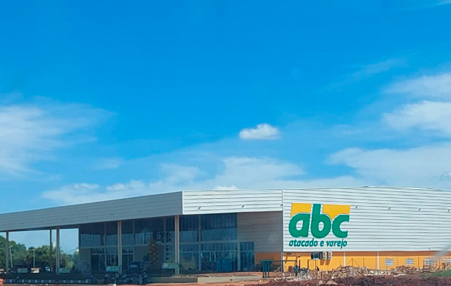 Grupo ABC inaugura atacarejo em Guaxupé, Minas Gerais