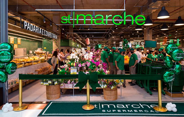 St Marche faz estreia em cidade do litoral paulista